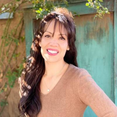 Nichole Dixon - Academy East - Coldwell Banker Legacy